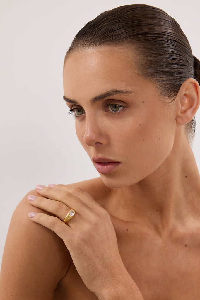 AMBER SCEATS BIRCH RING GOLD | Dissh