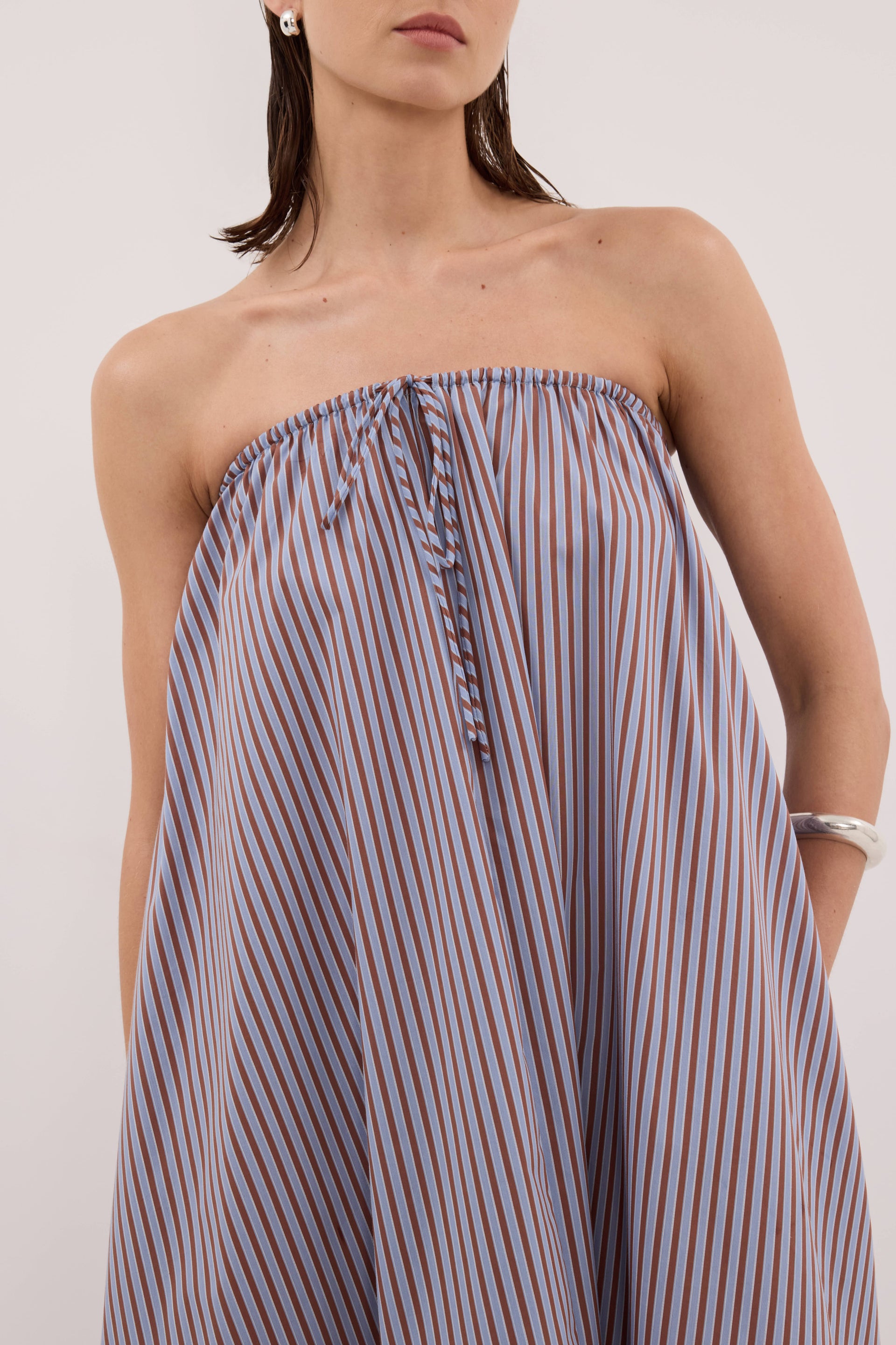 HARRI STRIPE STRAPLESS DRESS – DISSH