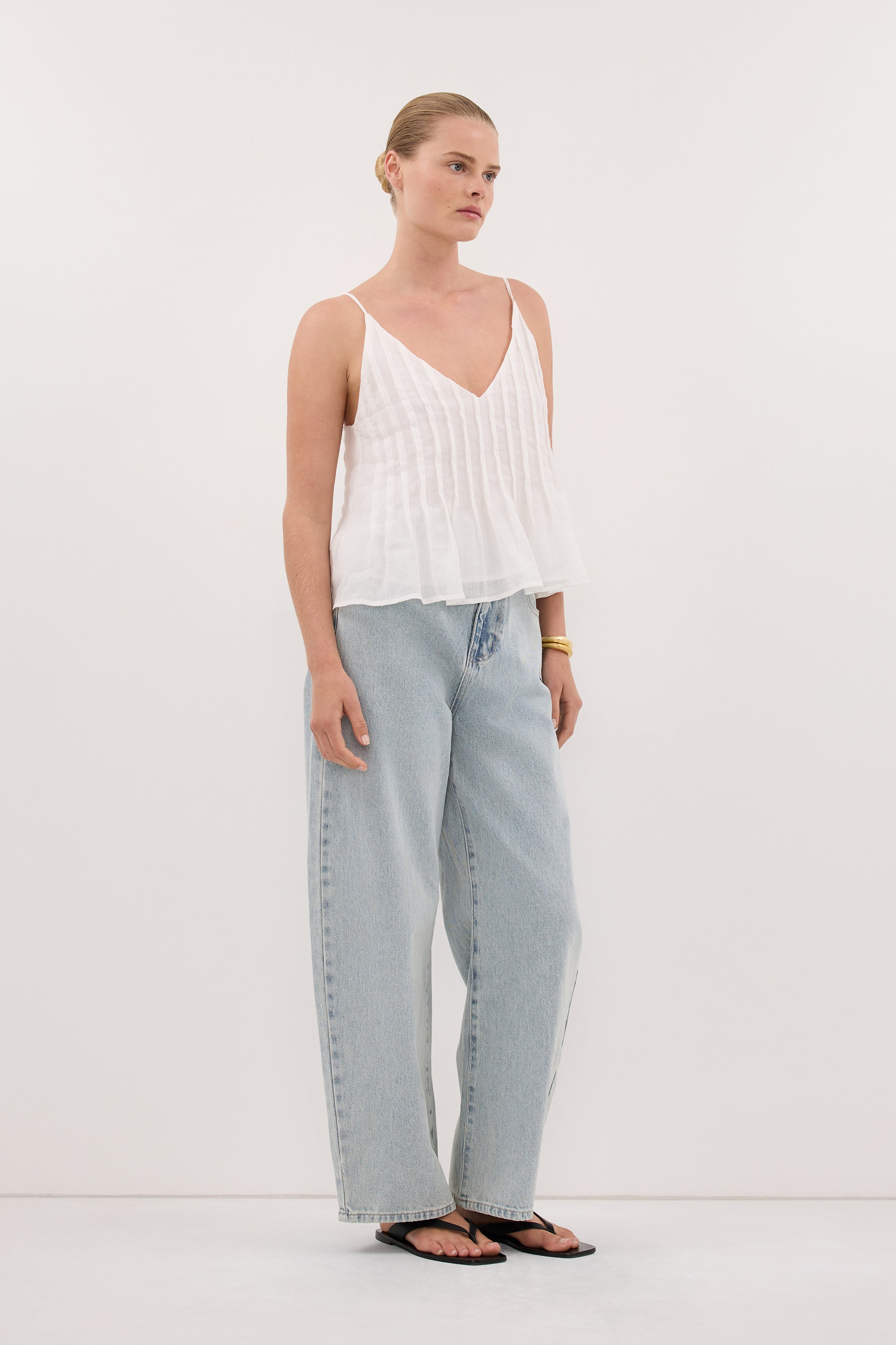 FRANK LIGHT RINSE RELAXED JEAN – DISSH
