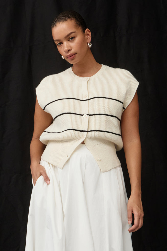KATE CREAM STRIPE KNIT VEST | Dissh