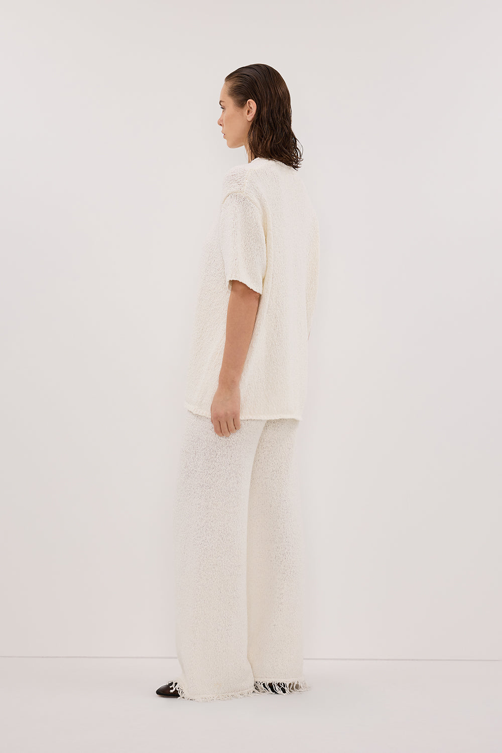 SUE OFF WHITE KNIT TEE – DISSH