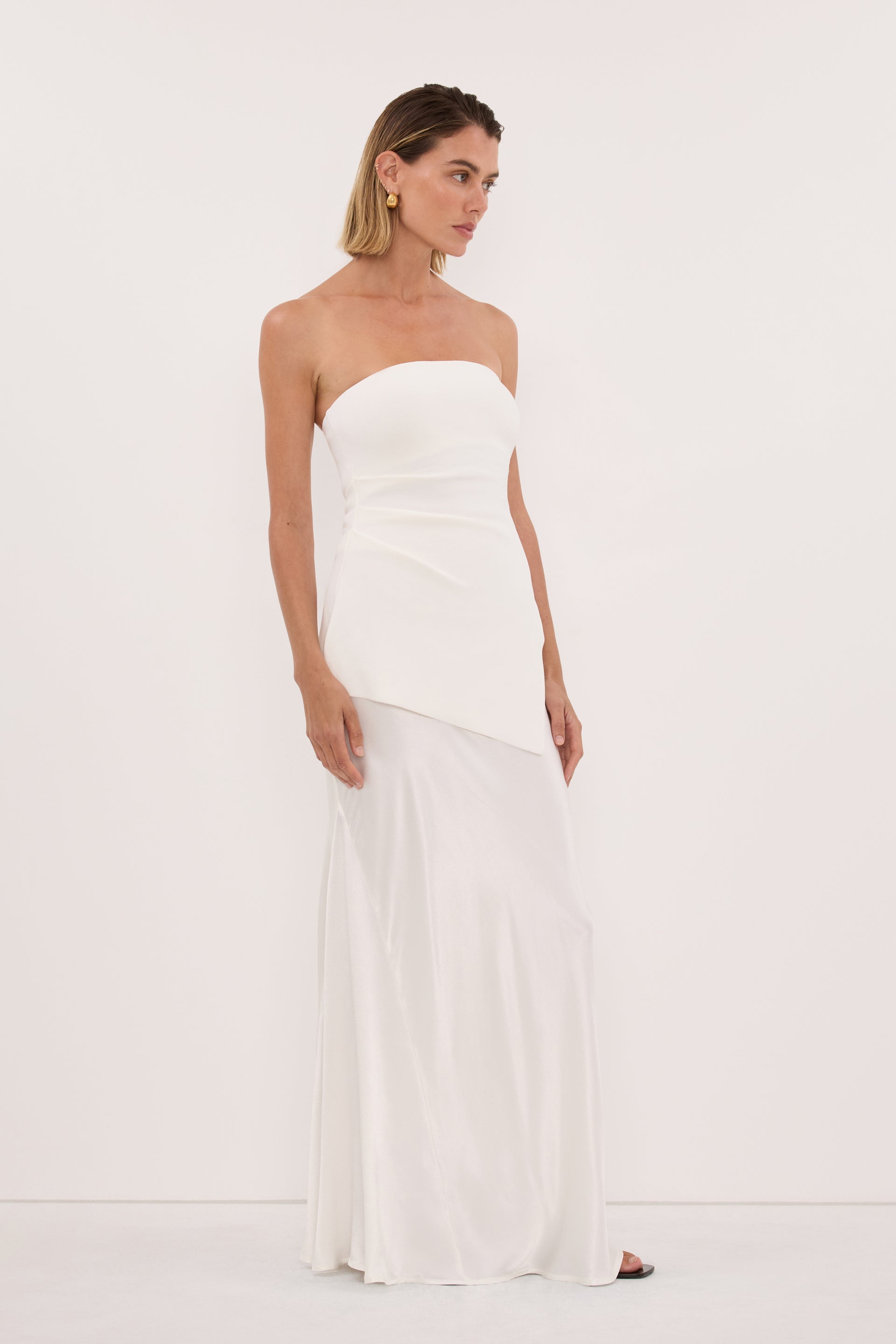LUKE OFF WHITE LONGLINE BANDEAU TOP – DISSH